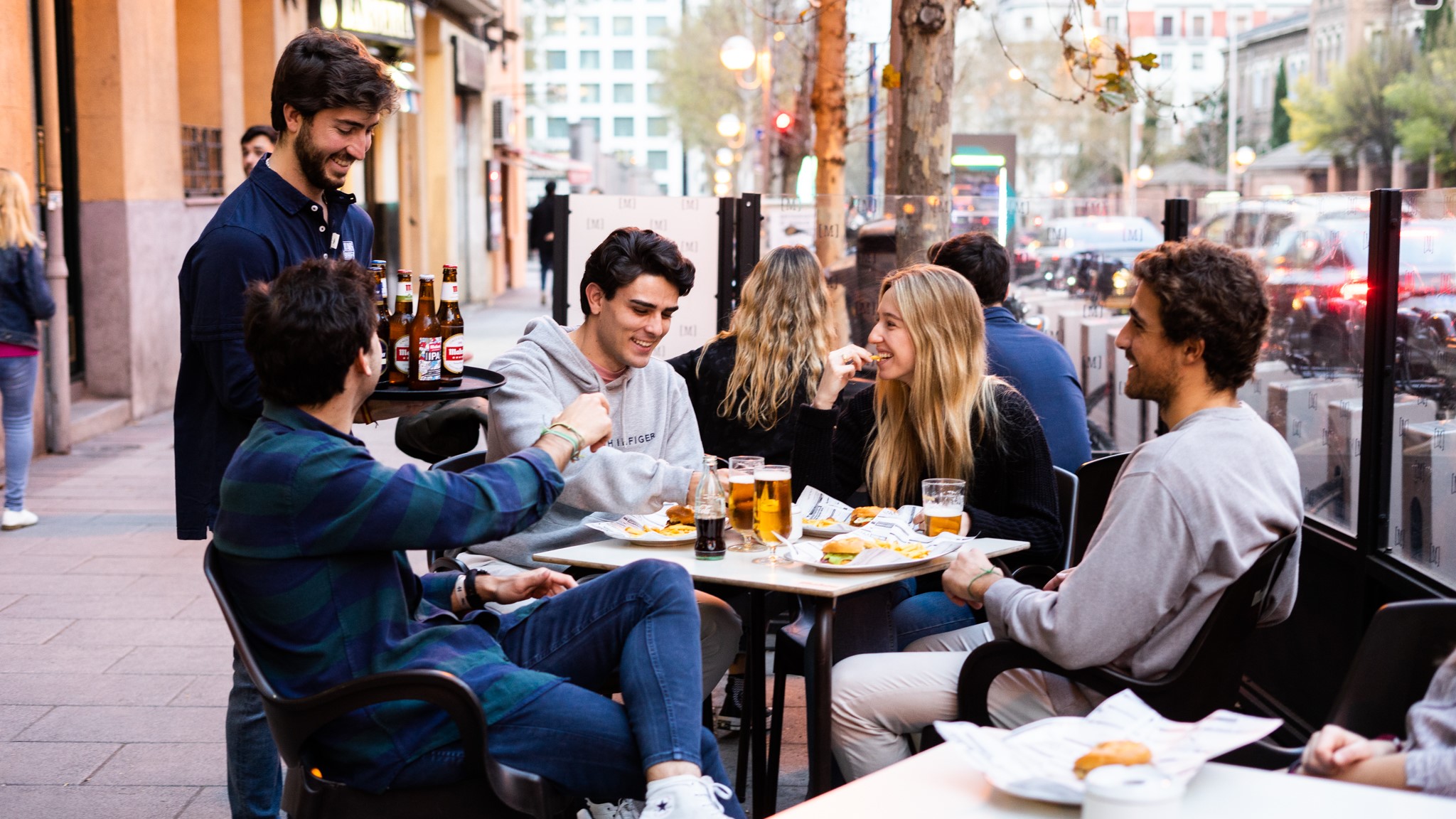 Junk Burger - Hamburgueserías en Madrid Capital, Madrid, España - Sitio ...